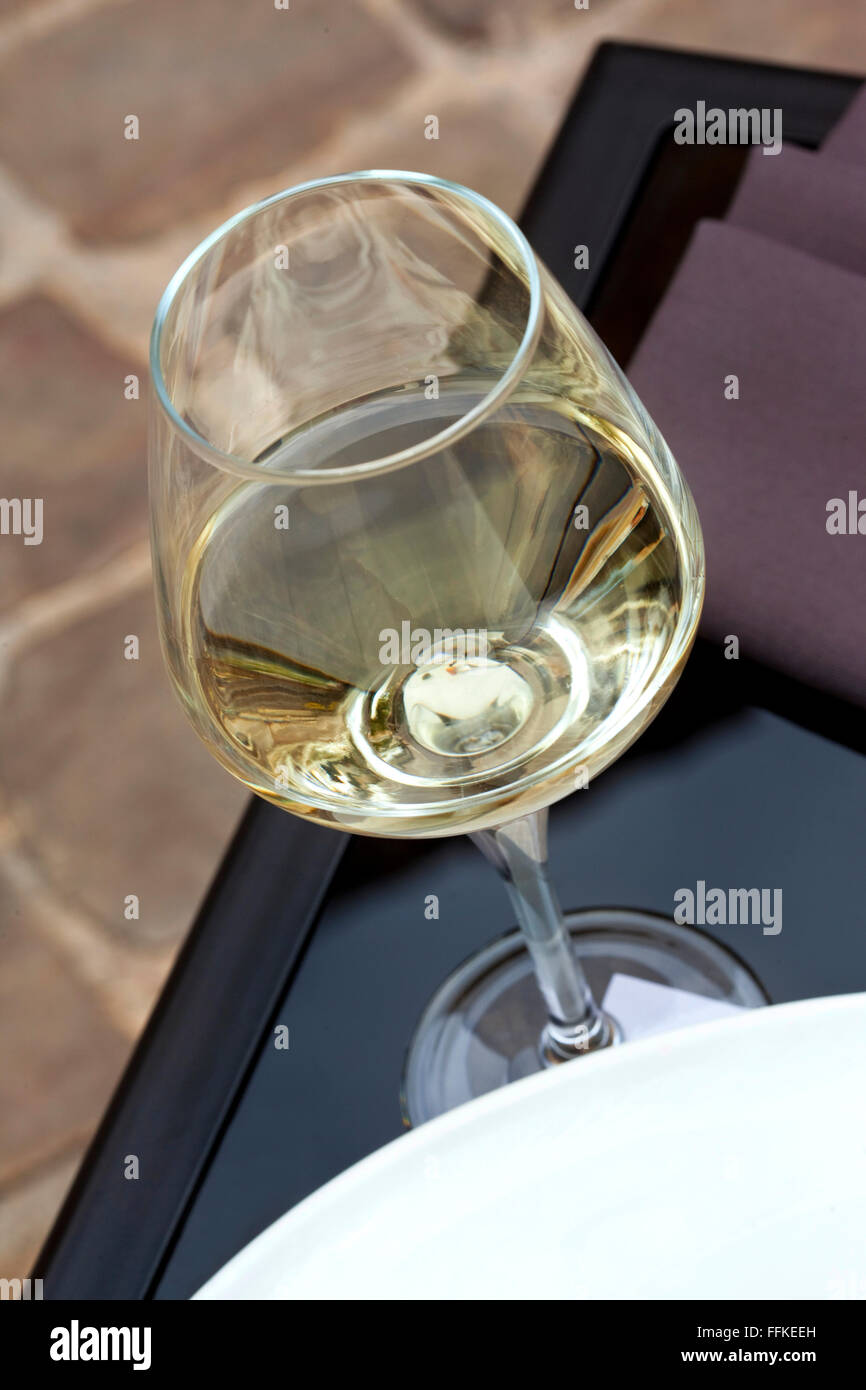 French cafe glass hi-res stock photography and images - Alamy