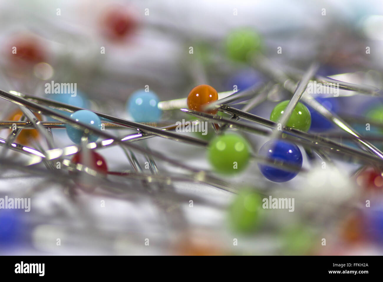 Glass head pins hi-res stock photography and images - Alamy