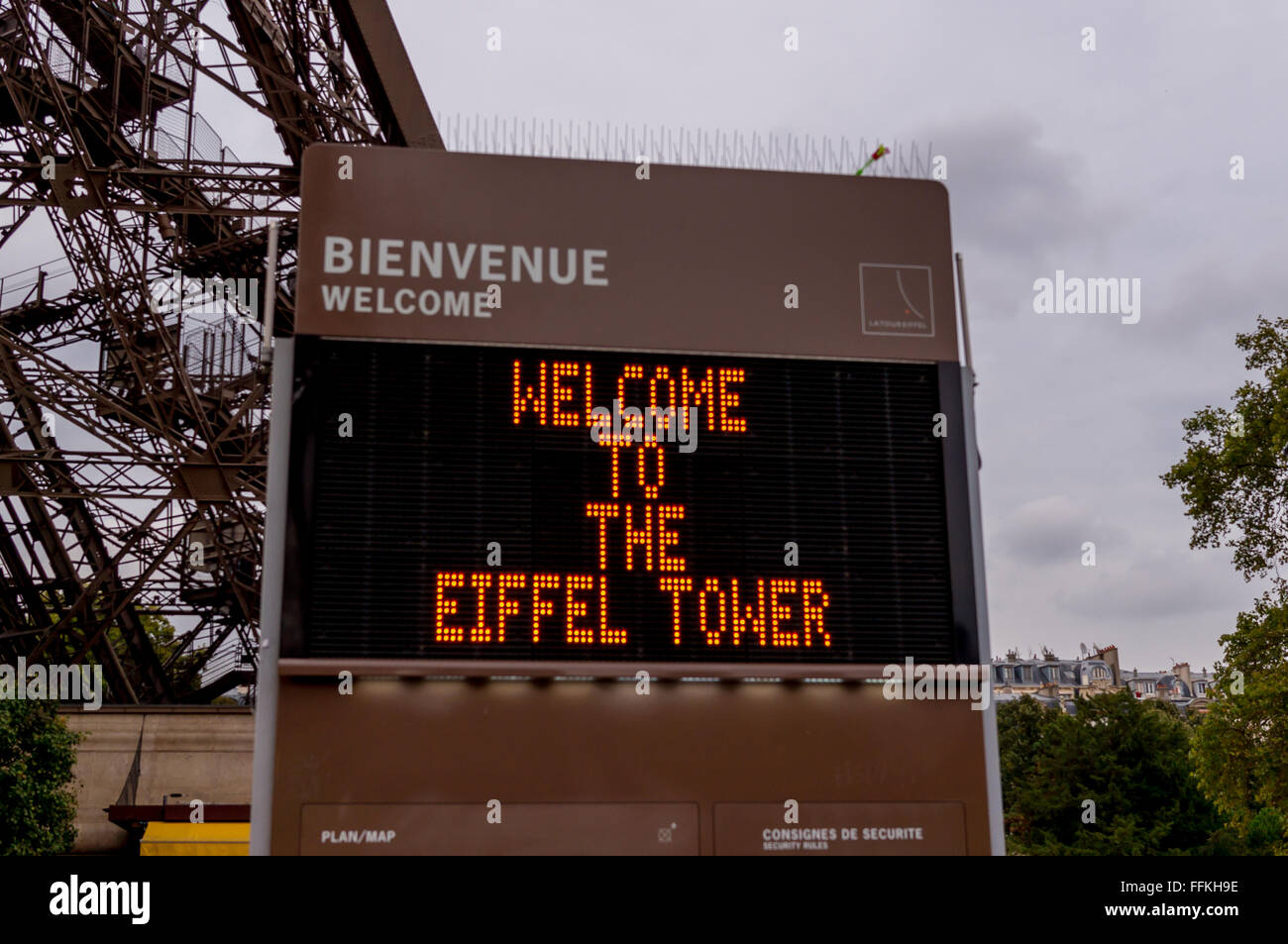 Welcome to The Eiffel Tower sign, Paris Stock Photo - Alamy