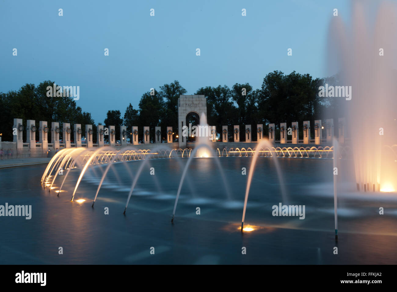 World War II War Memorial in Washington DC Stock Photo - Alamy
