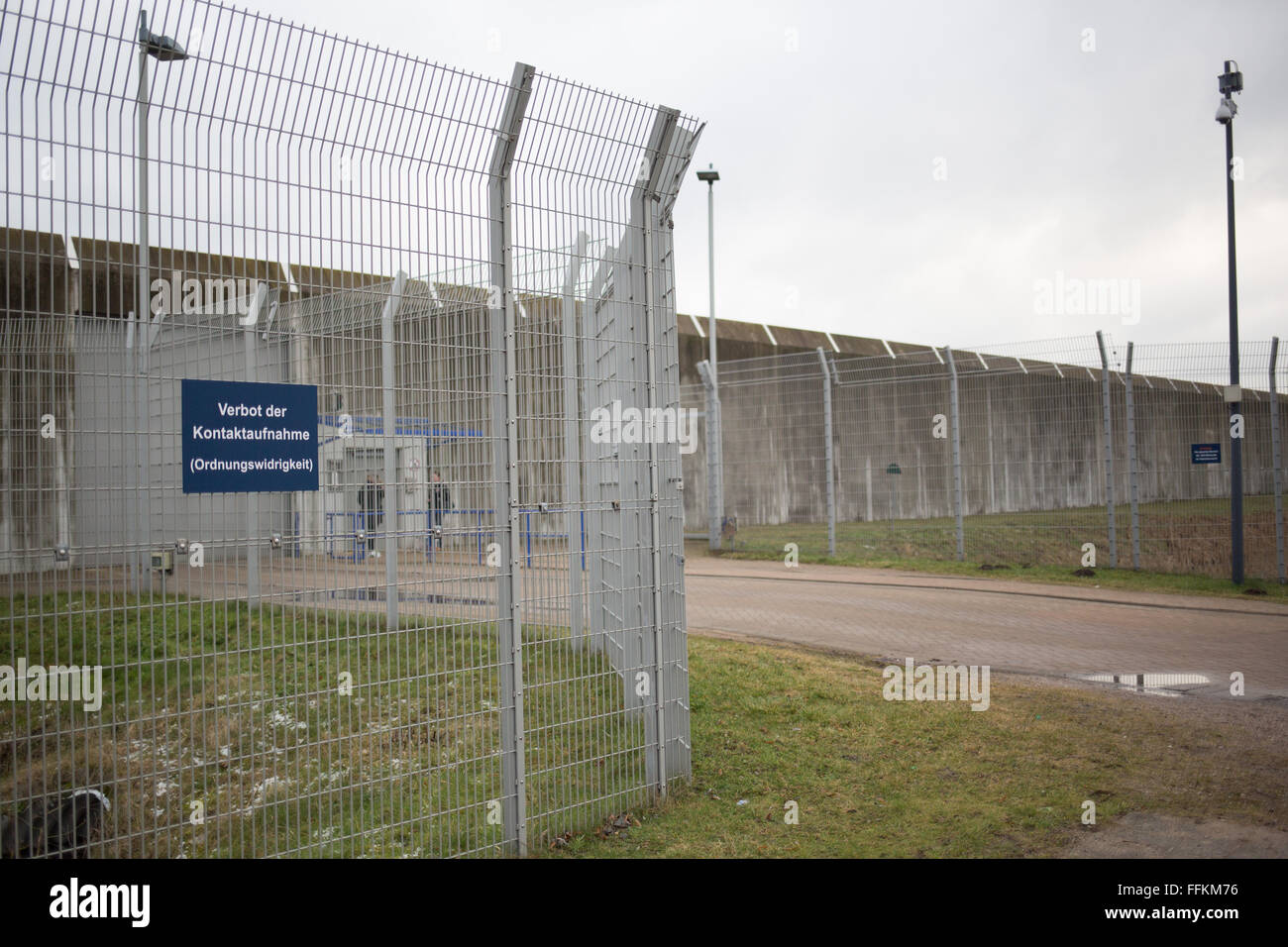 Hamburg, Germany. 15th Feb, 2016. The main entrance the JVA Billwerder ...