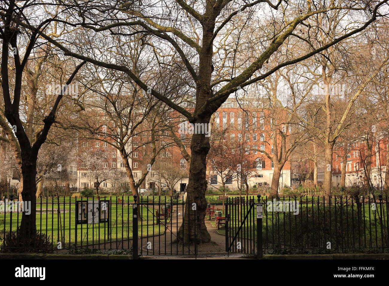 Bloomsbury, Russell Square, London Stock Photo - Alamy