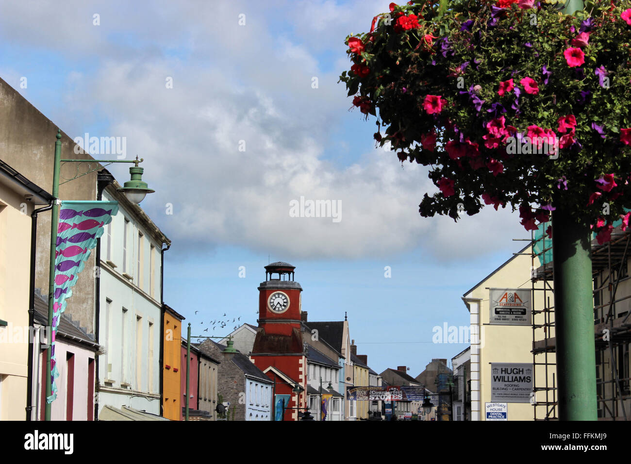 Tenby town centre hi-res stock photography and images - Alamy