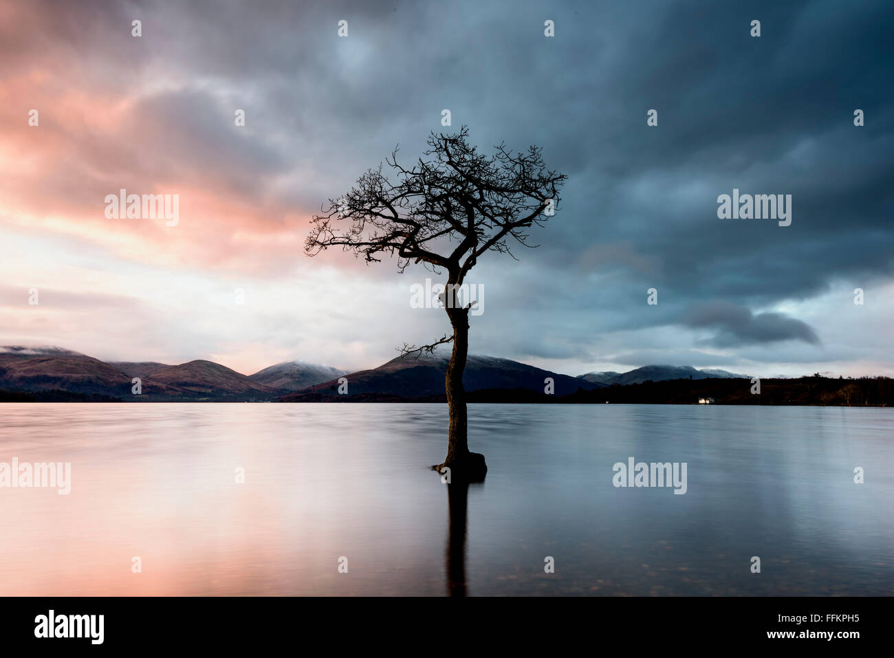 Scottish sunset loch lomond hi-res stock photography and images - Alamy