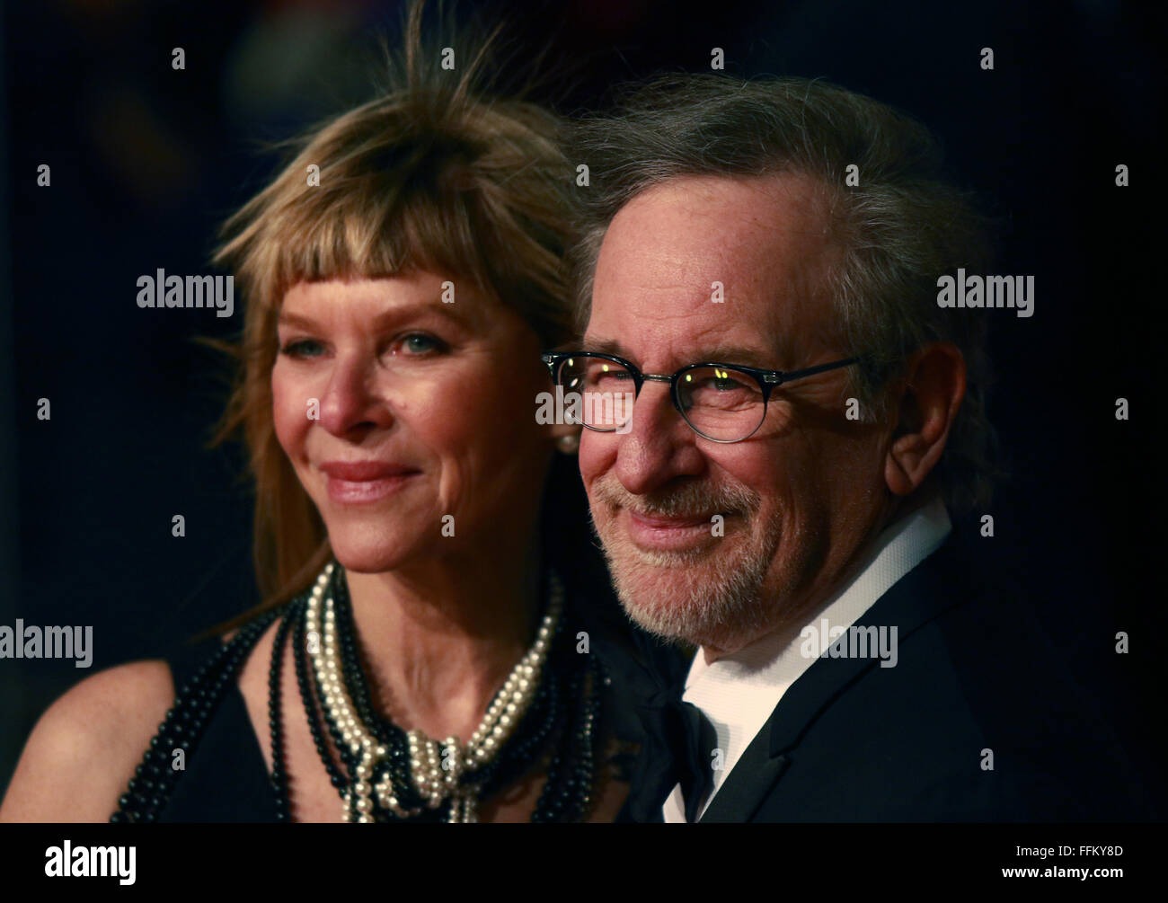 Steven Spielberg Wife Kate Capshaw High Resolution Stock Photography ...