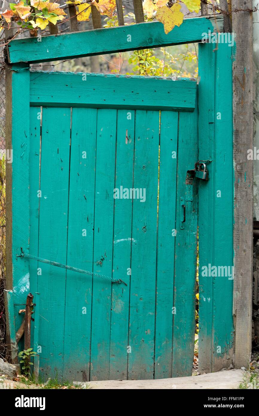 Painted gate hi-res stock photography and images - Alamy