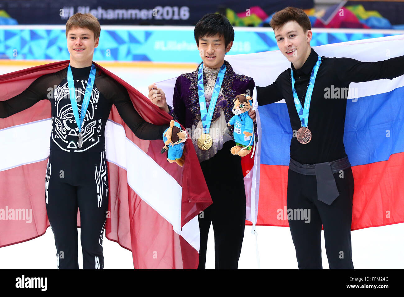 Lillehammer, Norway. 15th Feb, 2016. (L-R) Vasiljevs Deniss (LAT), Sota ...