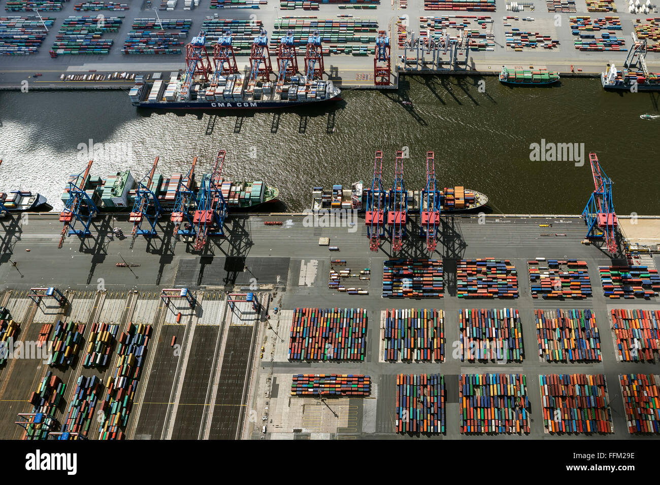 Container terminal gate hi-res stock photography and images - Alamy