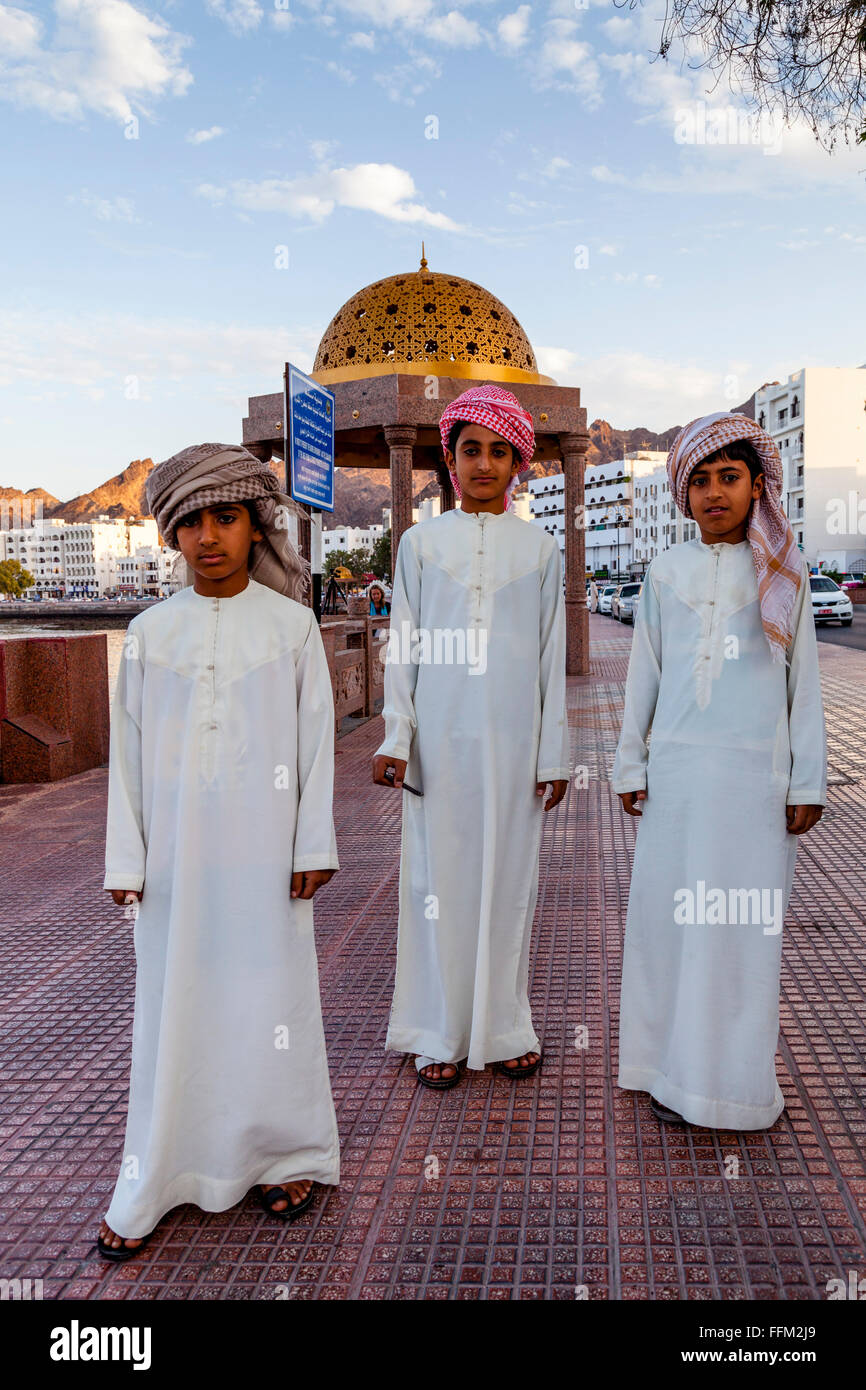 Children in traditional dress omani High Resolution Stock Photography ...