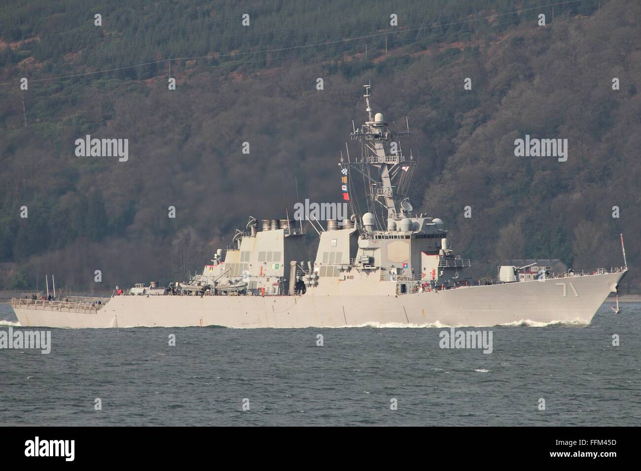 Uss ross ddg 71 hi-res stock photography and images - Alamy