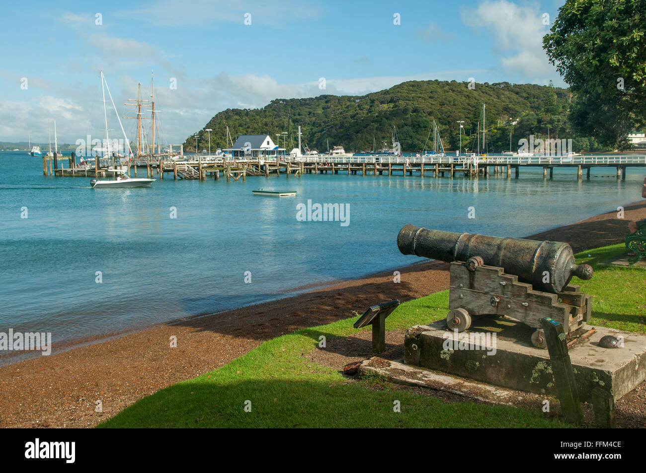 Waterfront at Russell, Bay of Islands, New Zealand Stock Photo - Alamy