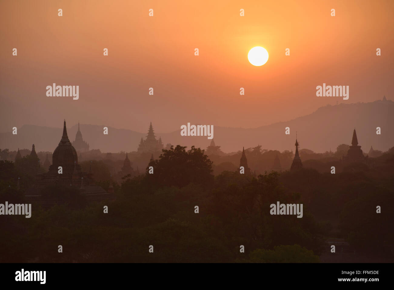 Sunset over the temples of Bagan, Myanmar Stock Photo - Alamy