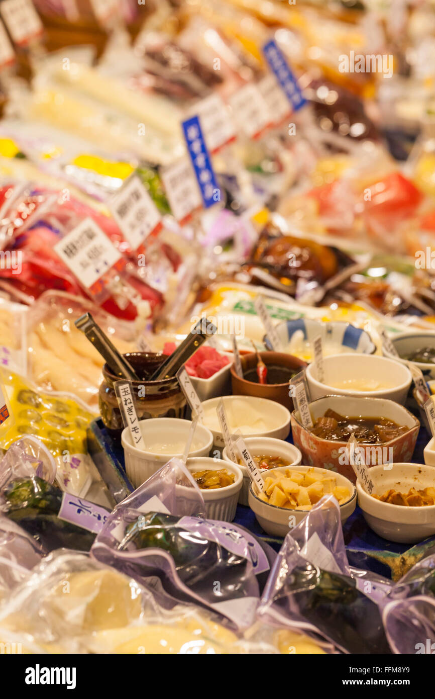 Traditional food market in Kyoto. Japan Stock Photo - Alamy