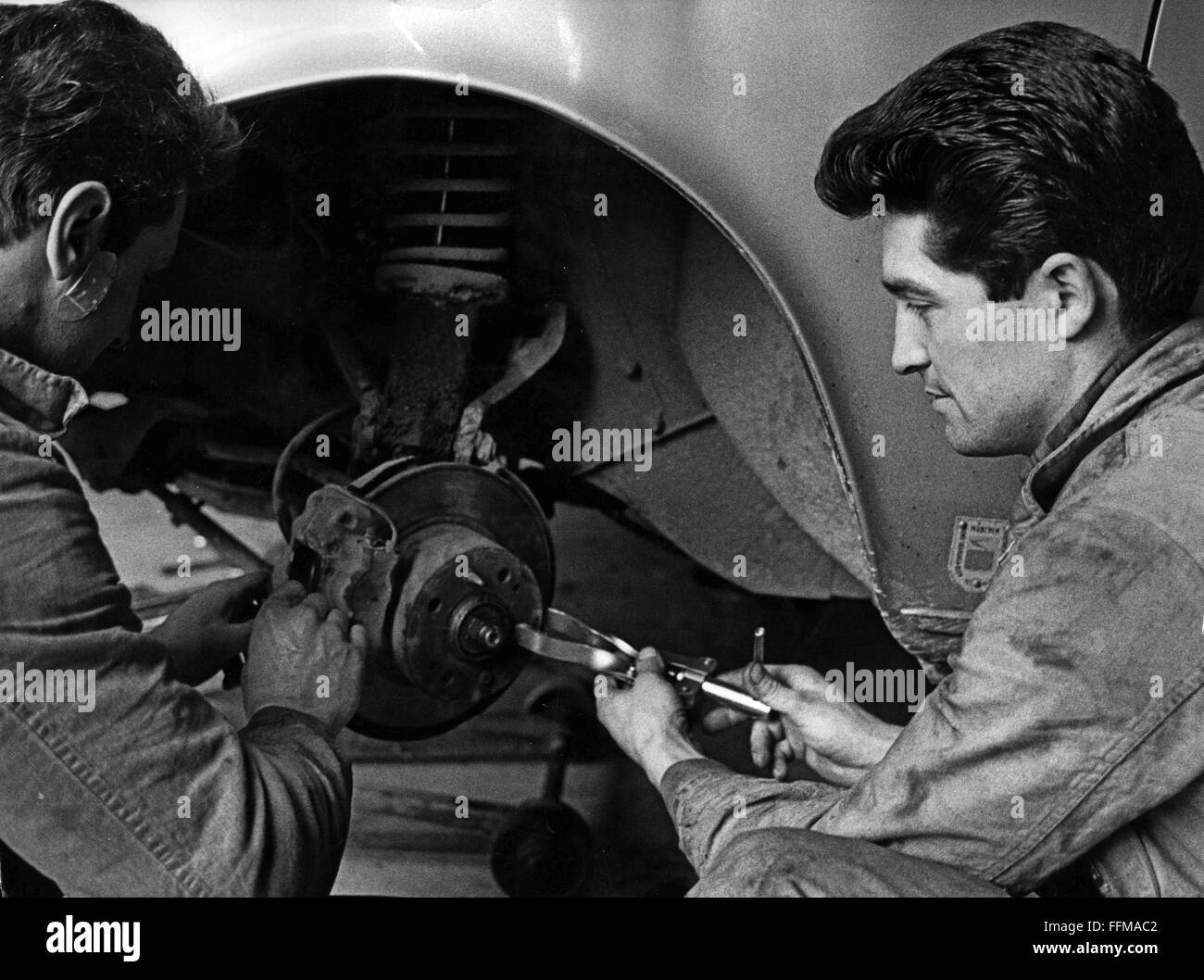 1960s garage hi-res stock photography and images - Alamy