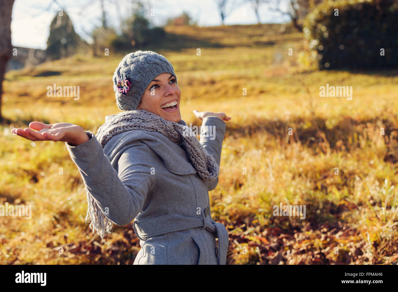 Girl in the countryside in the autumn campaign Stock Photo - Alamy