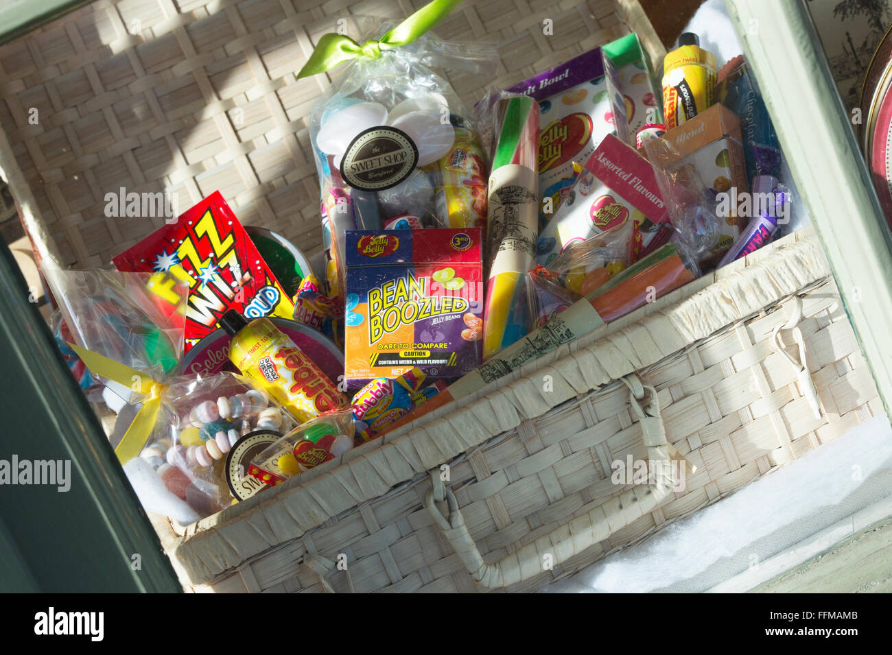 Candy shop window display hi-res stock photography and images - Alamy