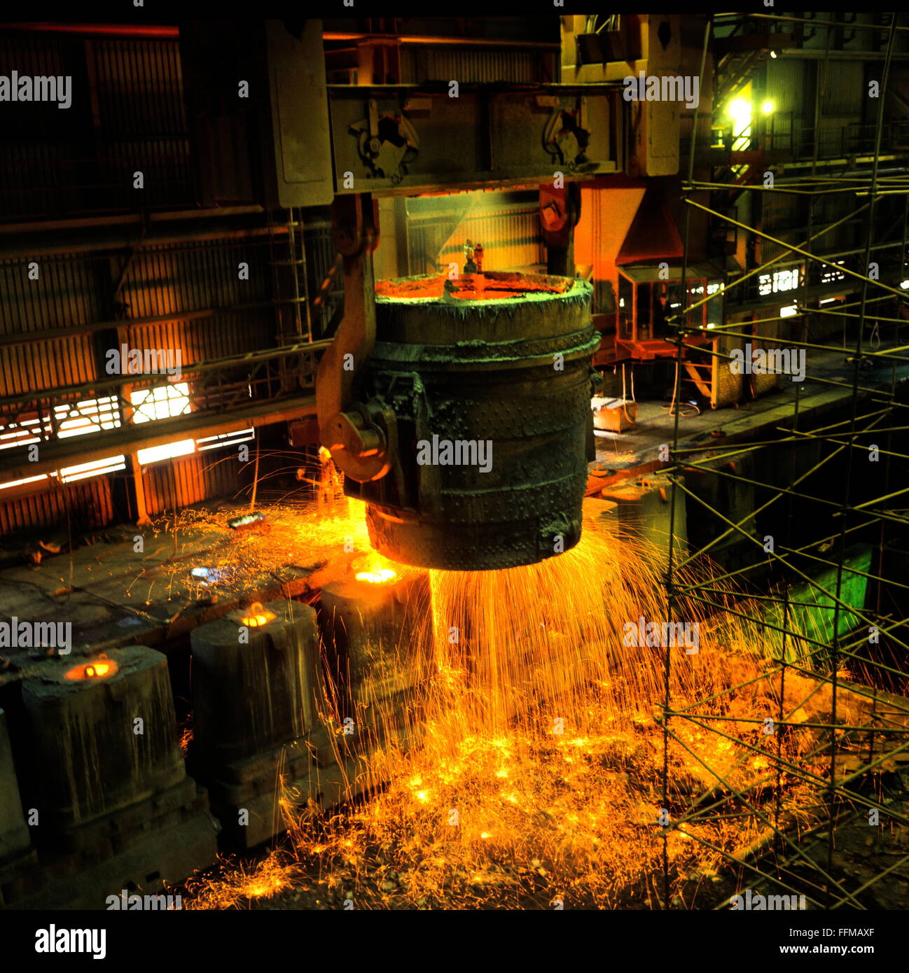 Tata steelworks sparks hi-res stock photography and images - Alamy