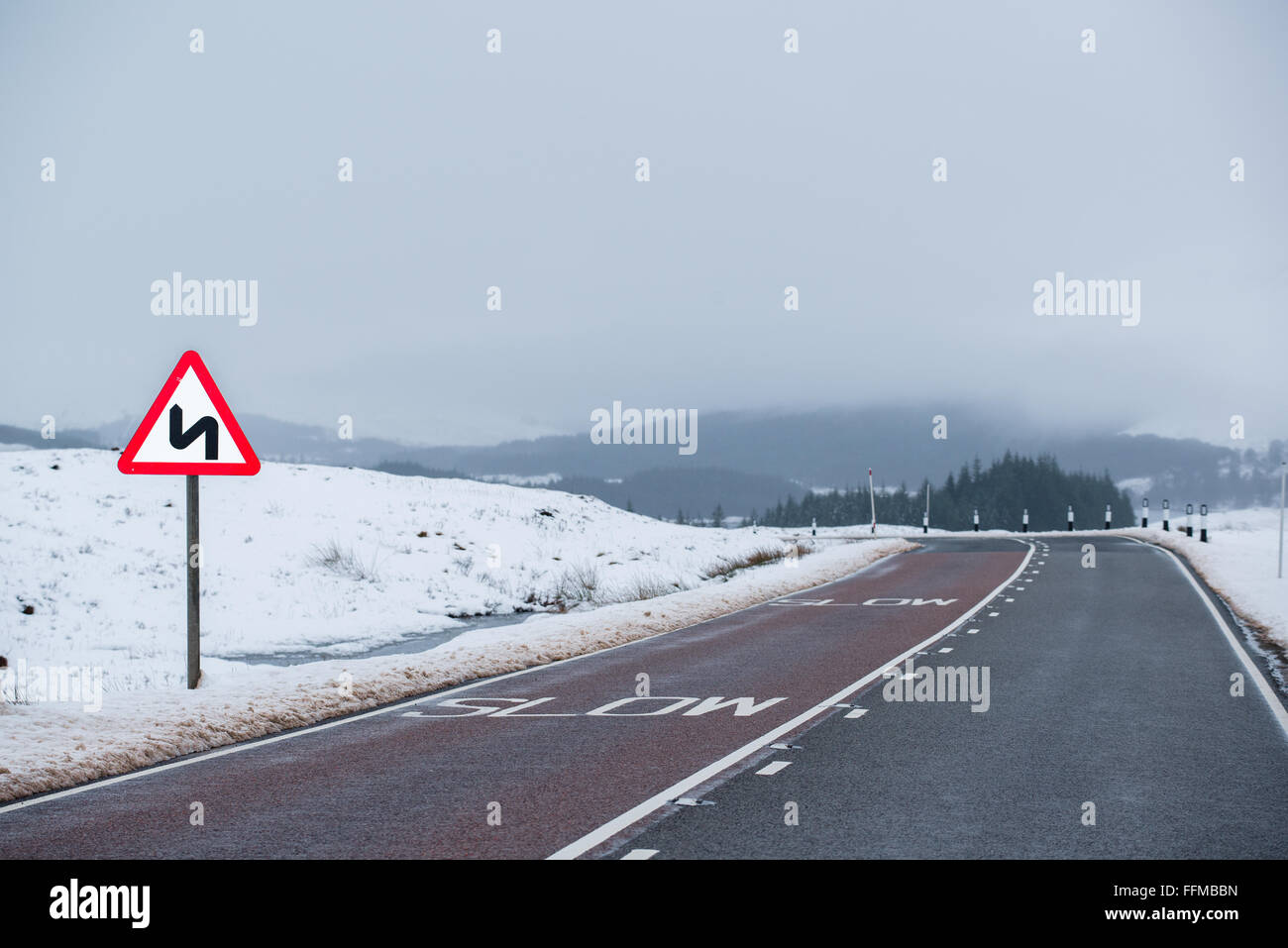 Bend of road hi-res stock photography and images - Alamy
