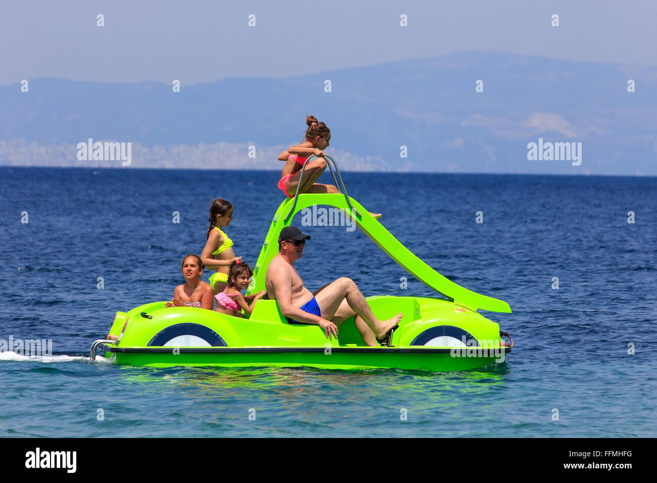 Family pedal boat hi-res stock photography and images - Alamy