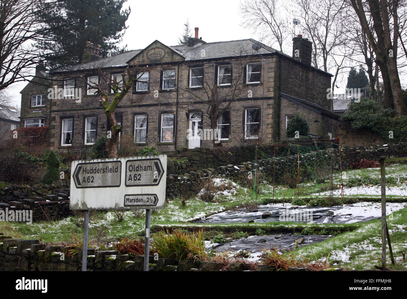 Slaithwaite canal hi-res stock photography and images - Alamy
