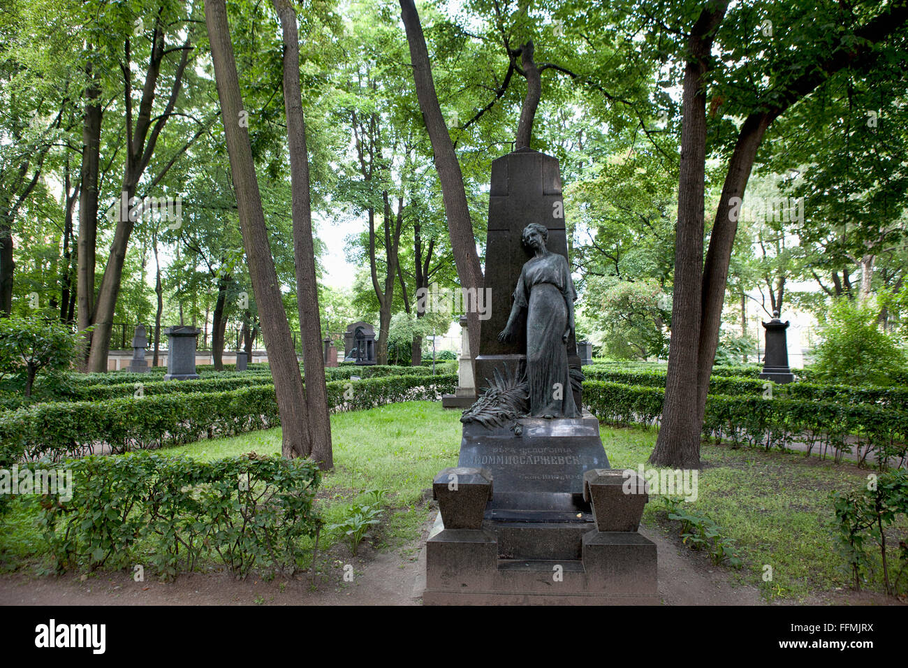 Vera Fyodorovna Komissarzhevskaya, Alexander Nevsky Lavra. Tikhvin ...