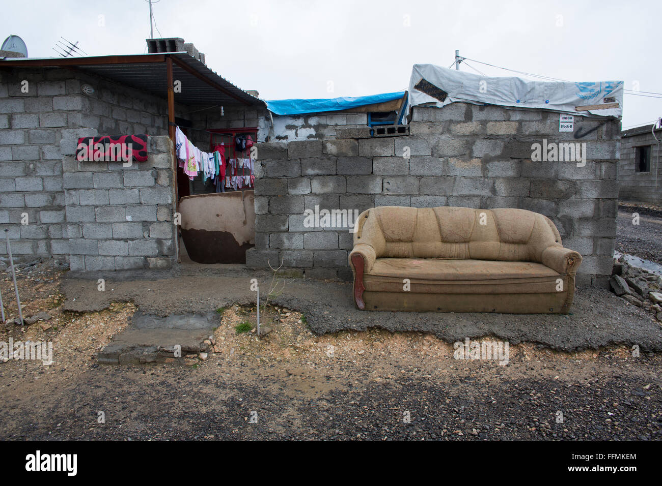 Exterior runaway house hi-res stock photography and images - Alamy