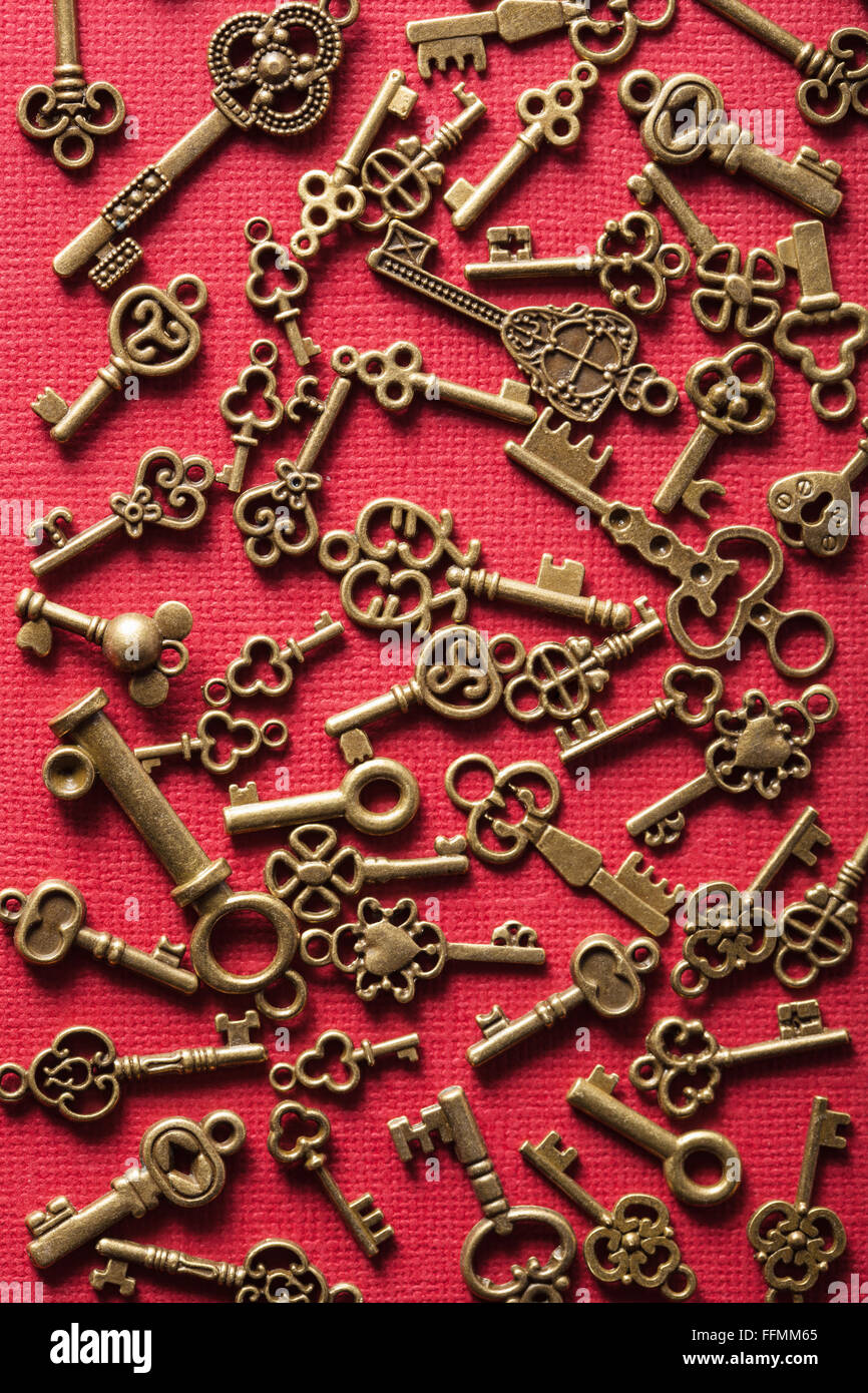 steampunk old vintage metal keys background Stock Photo - Alamy