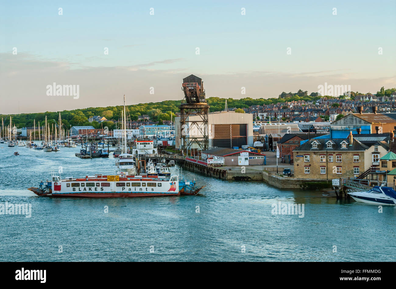 Floating Bridge Ferry at Cowes Harbour, Isle of Wight, South England ...