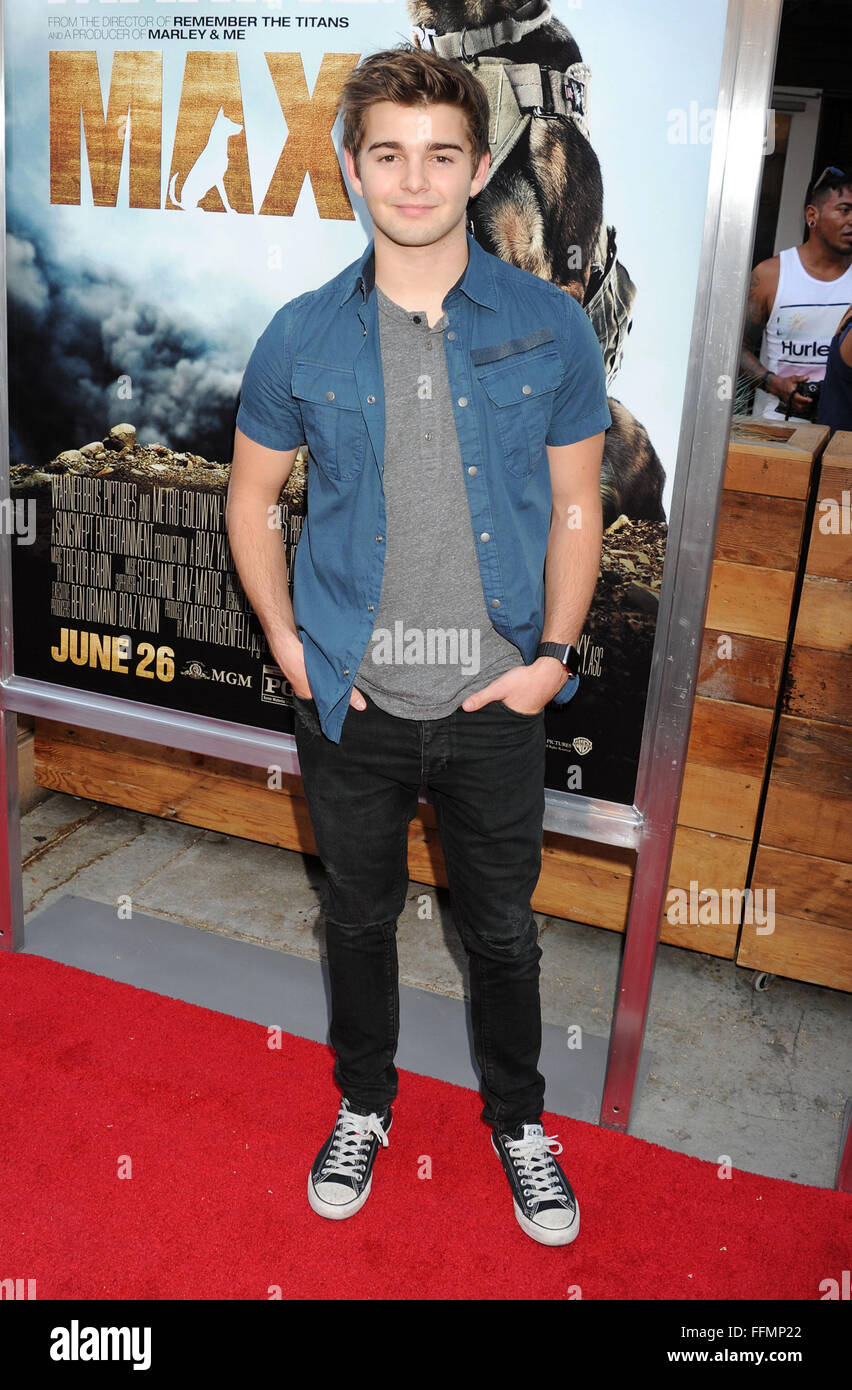 Attends The High Resolution Stock Photography and Images - Alamy