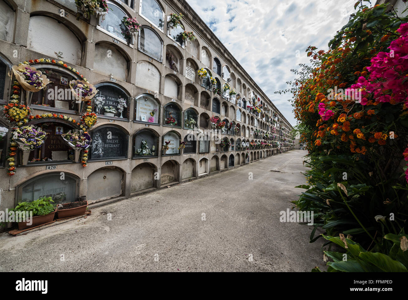 columbarium wall at Poblenou Cemetery - Cementiri de l'Est (East ...