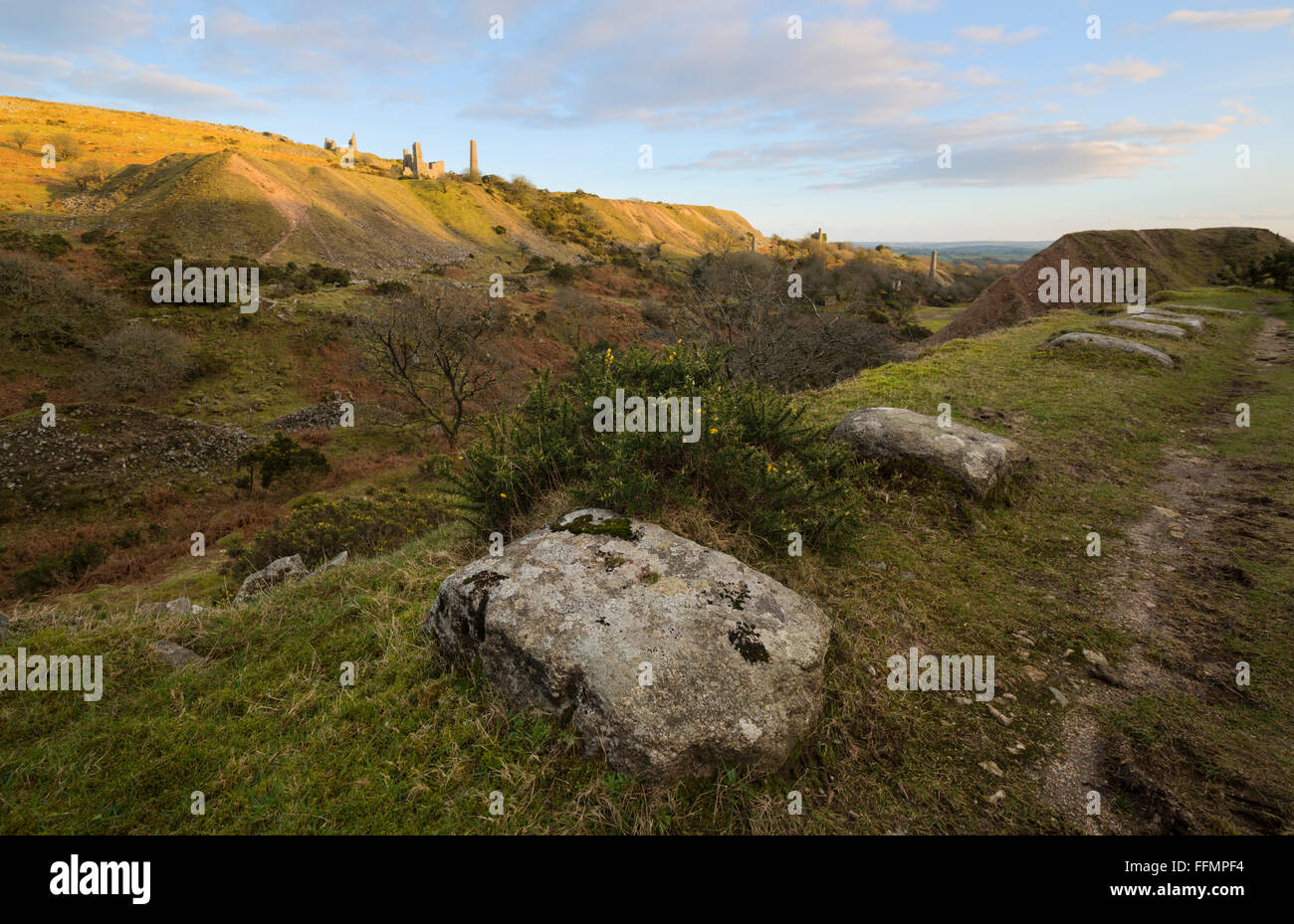 South caradon copper mine hi-res stock photography and images - Alamy