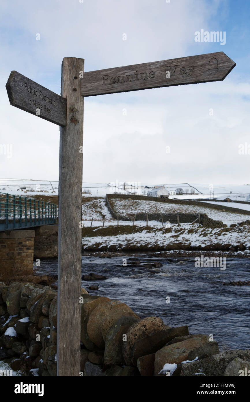 Pennine way sign hi-res stock photography and images - Alamy
