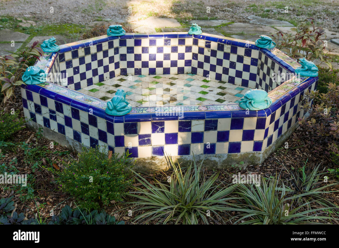 Menton fontana rosa garden hi-res stock photography and images - Alamy