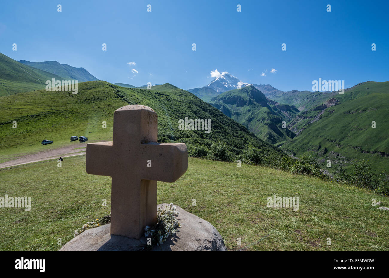 Cross in the caucasus mountains hi-res stock photography and images - Alamy