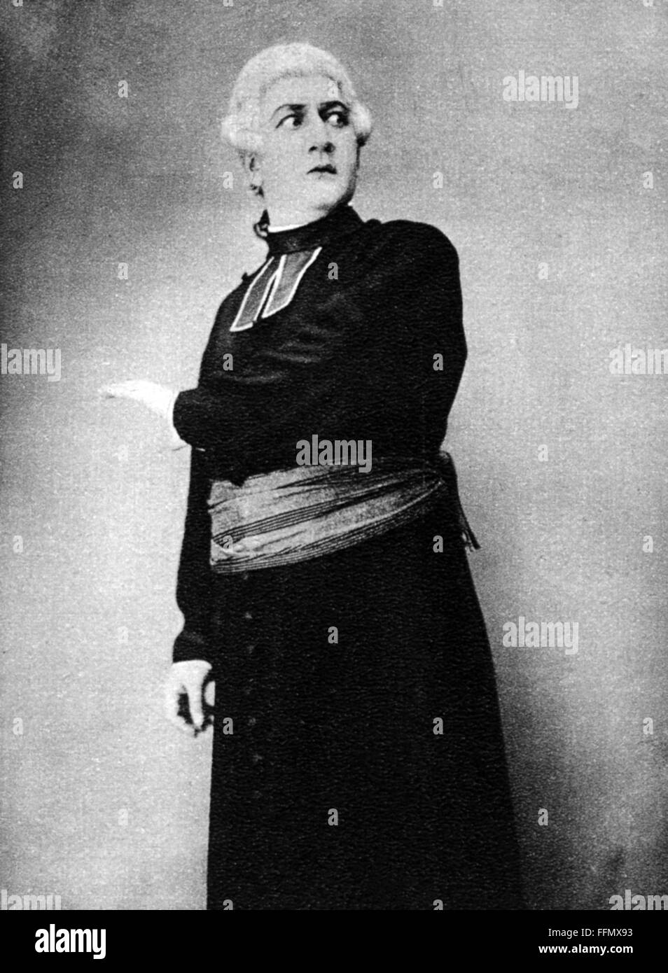 Of the opera manon of jules massenet hi-res stock photography and ...