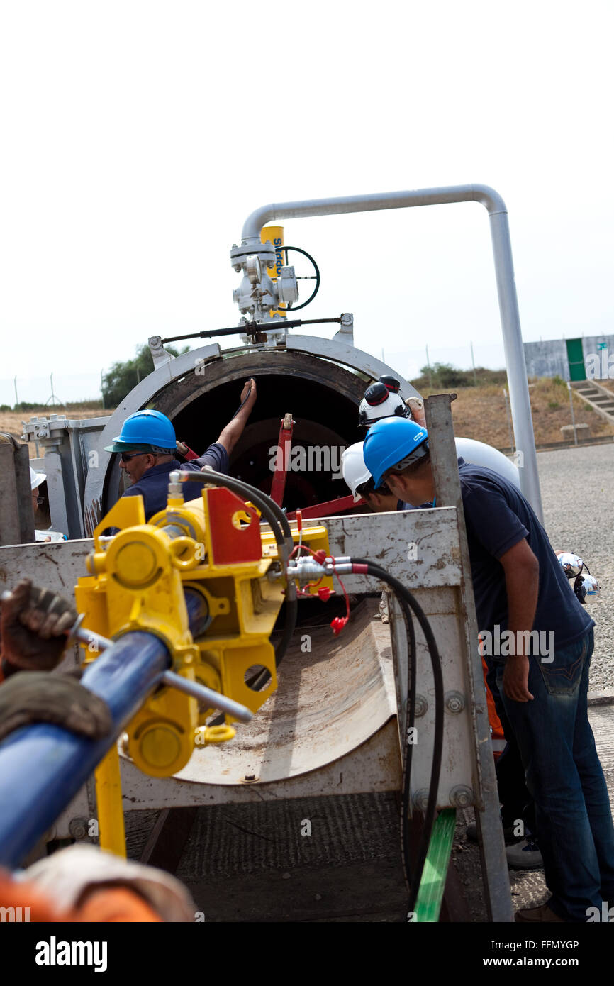 Pipeline inspection, Pigging Stock Photo - Alamy