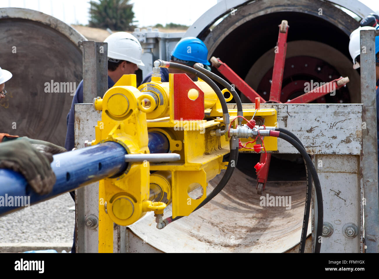 Pipeline inspection, Pigging Stock Photo - Alamy