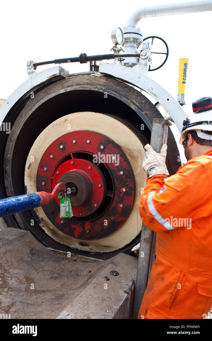 Pipeline inspection, Pigging Stock Photo - Alamy