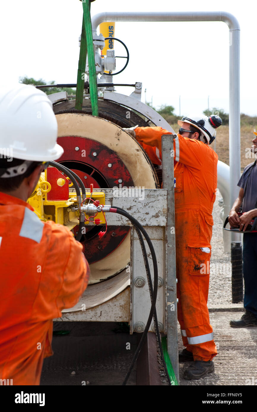 Pipeline inspection, Pigging Stock Photo - Alamy