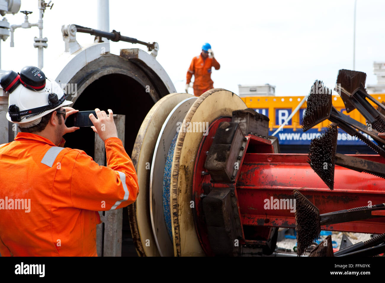 Pipeline inspection, Pigging Stock Photo - Alamy