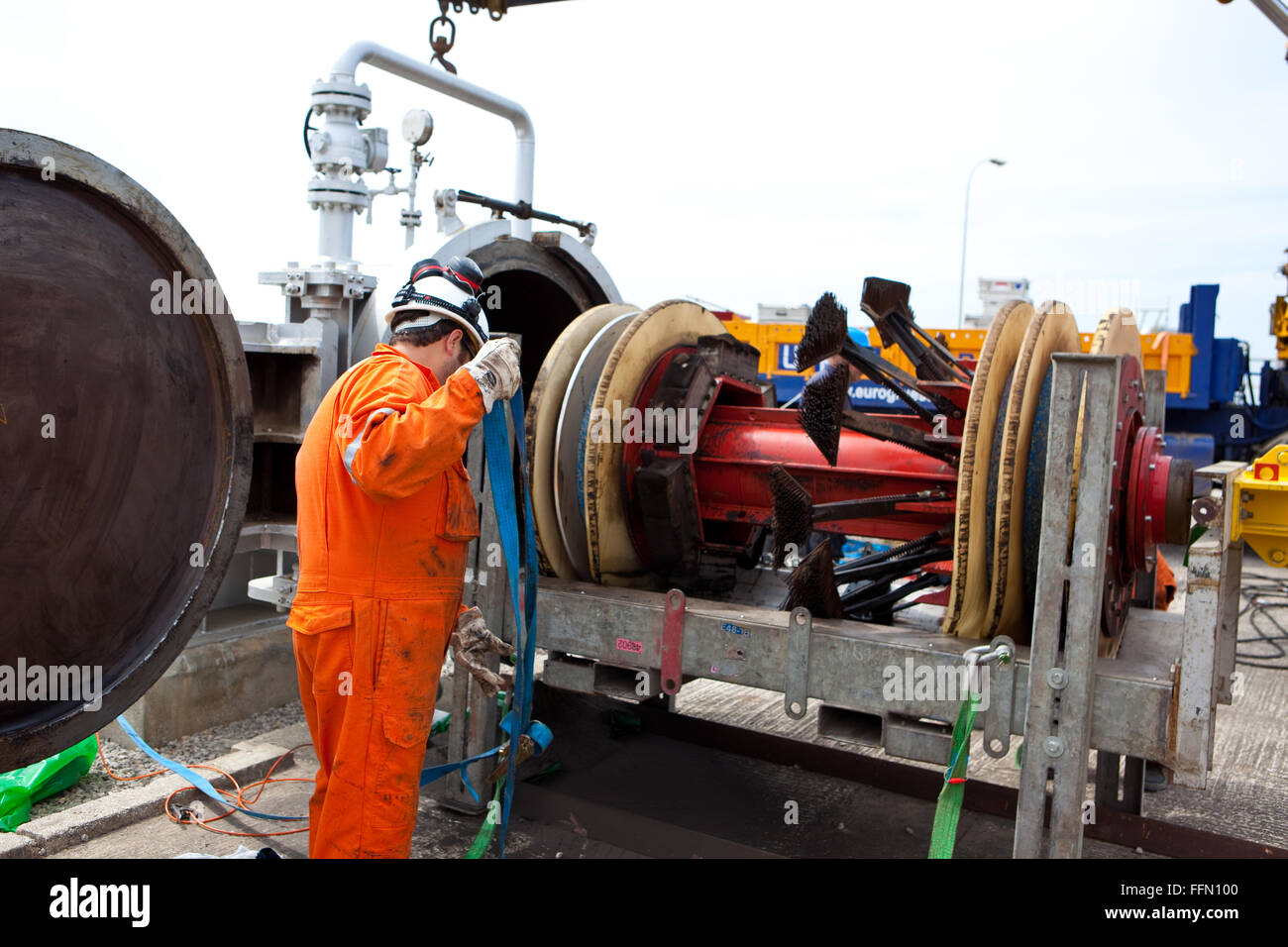 Pipeline inspection, Pigging Stock Photo - Alamy