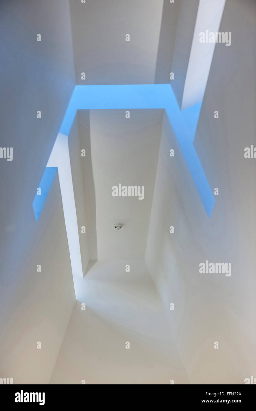 Atrium detail hi-res stock photography and images - Alamy