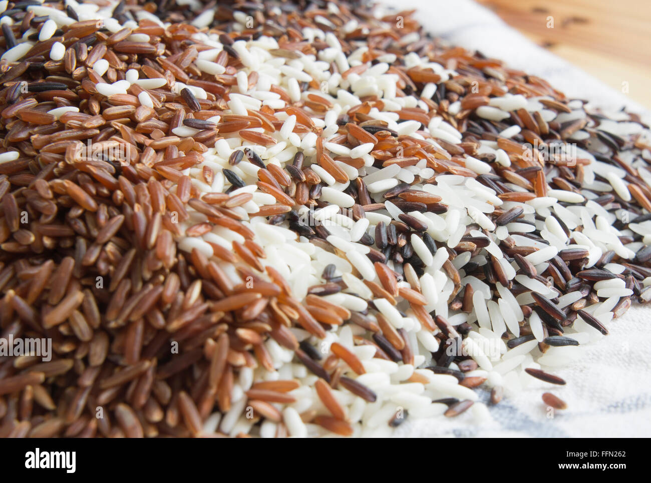whole grain white rice on cloth Stock Photo - Alamy