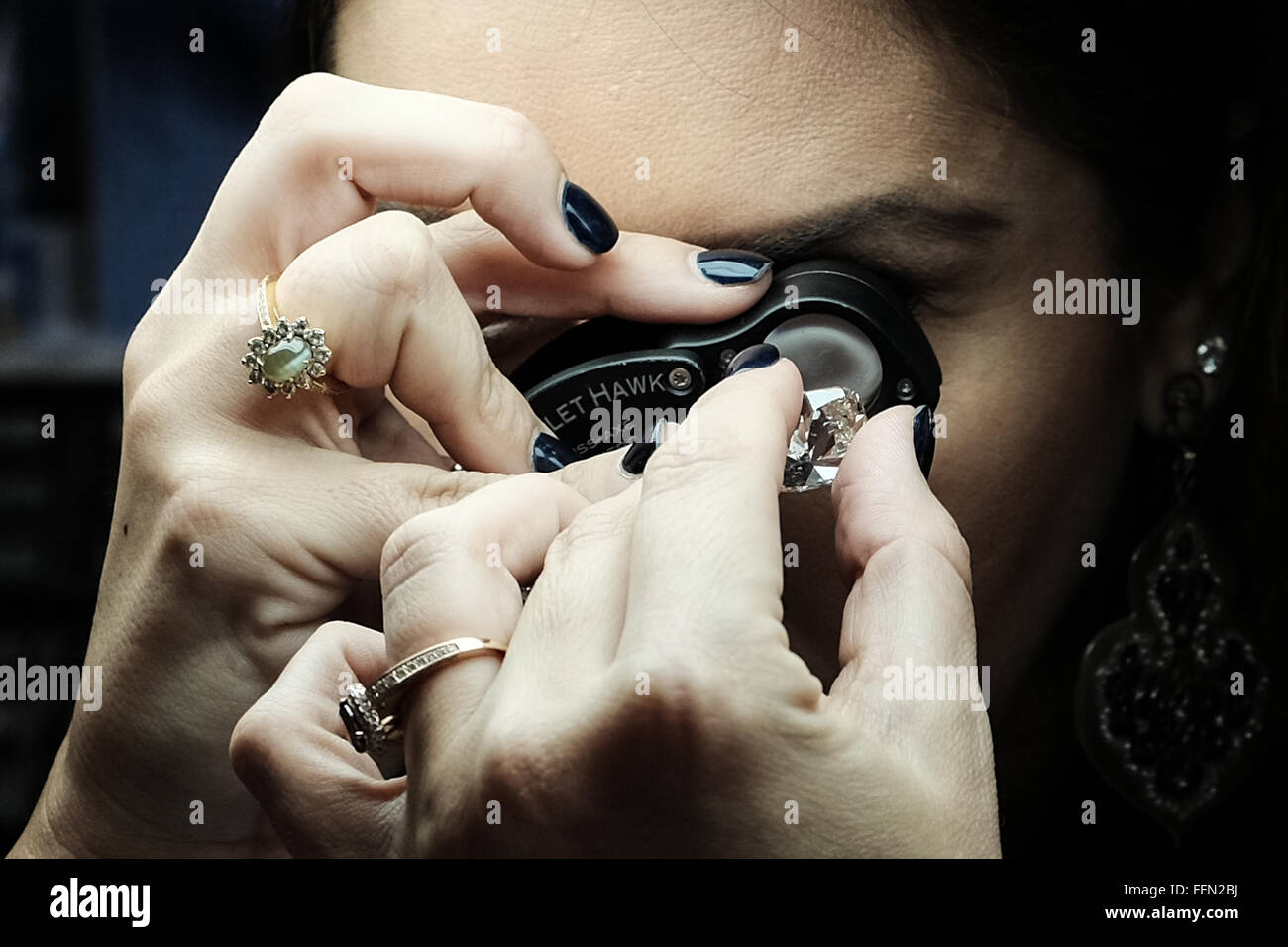 Israel diamond industry hi-res stock photography and images - Alamy