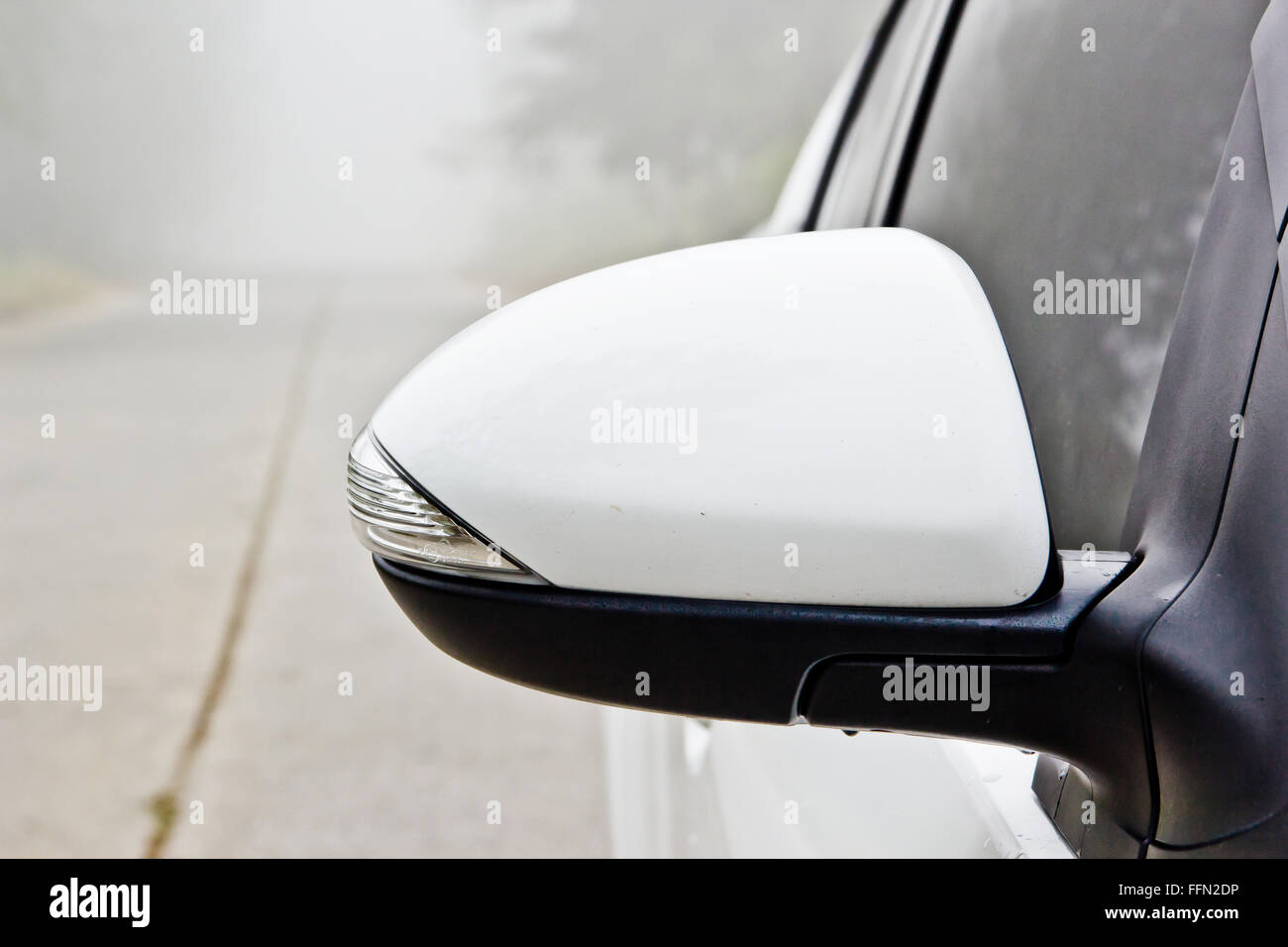 Car mirrors hi-res stock photography and images - Alamy