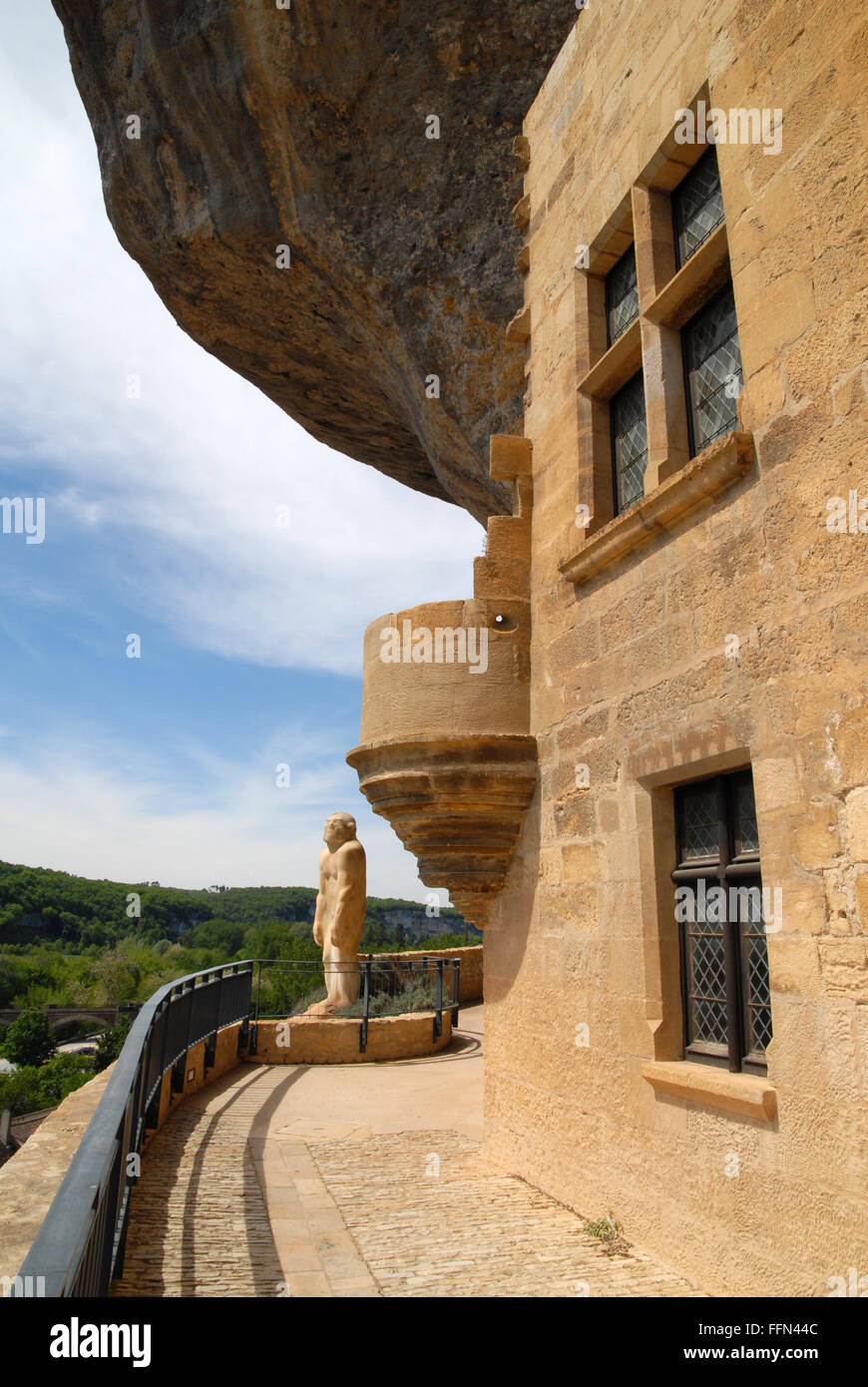 Les eyzies de tayac, dordogne hi-res stock photography and images - Alamy