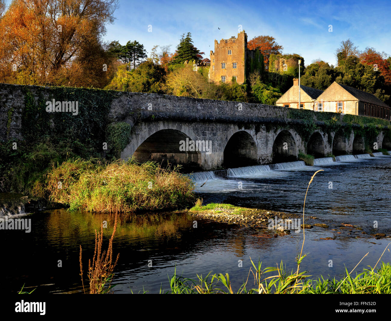 Waterford suir bridge hi-res stock photography and images - Alamy