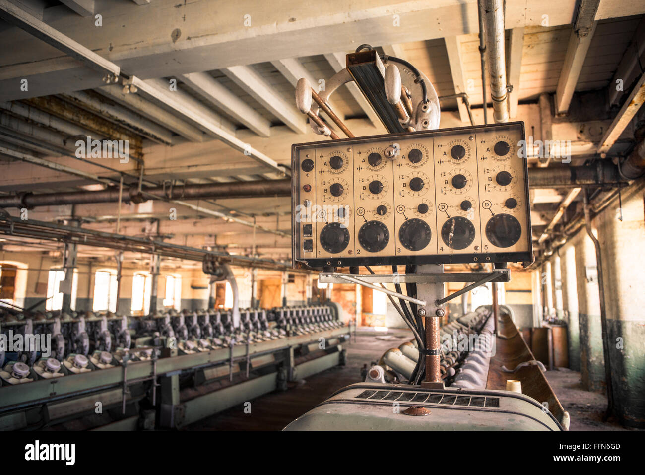 Tonedale mill hi-res stock photography and images - Alamy
