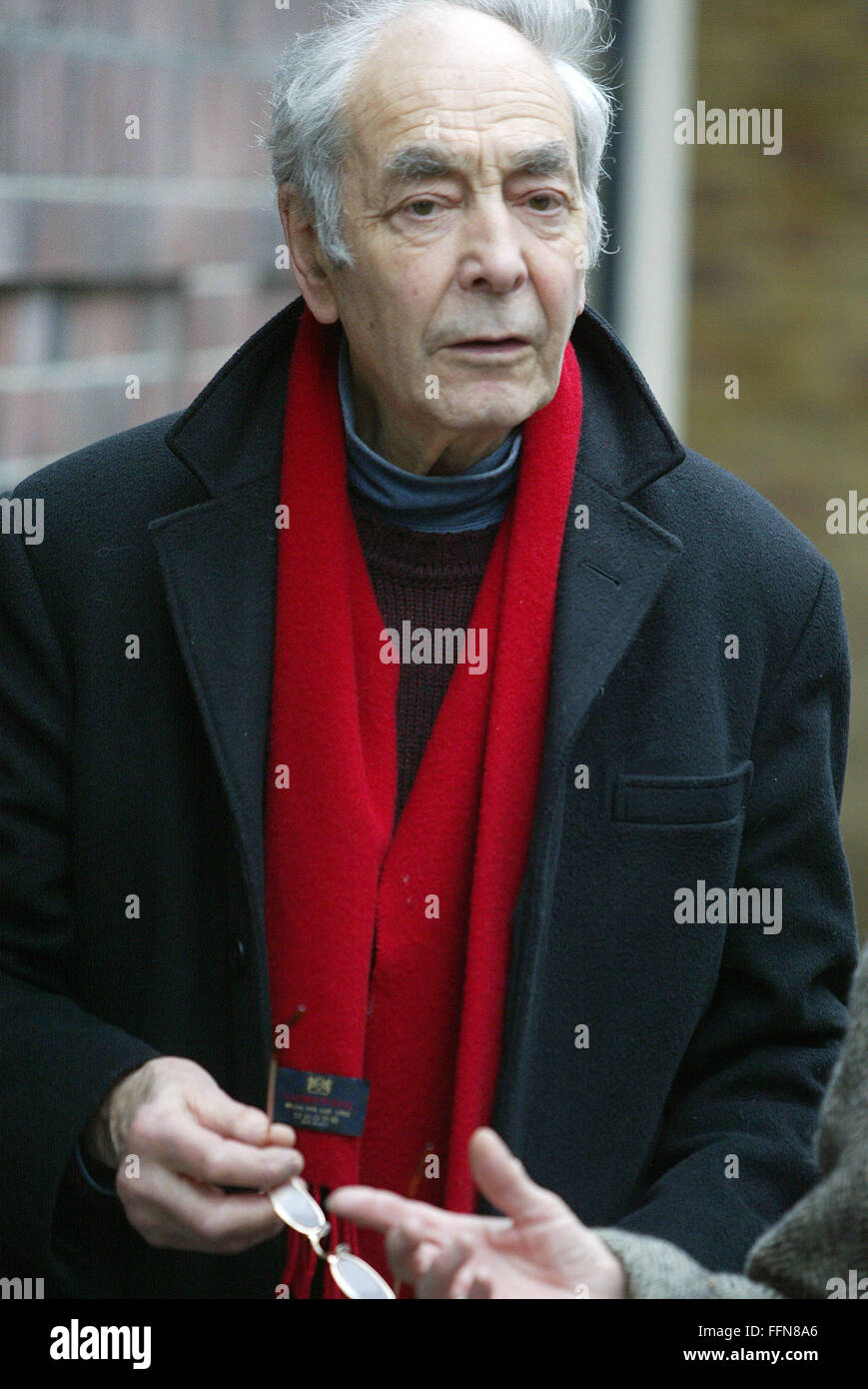 Leonard Fenton actor 2 pics (credit image©Jack Ludlam Stock Photo - Alamy