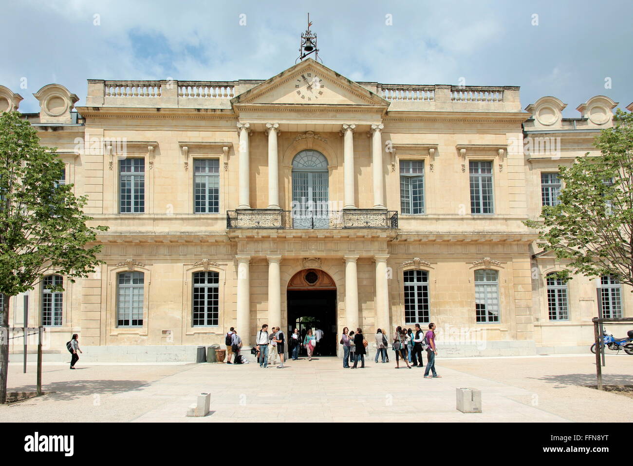 Entrance exterior view hi-res stock photography and images - Alamy